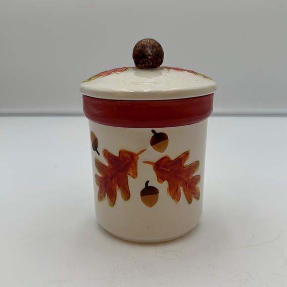 Hallmark | Accents | Hallmark Ceramic Acorn Leaves Canister With Lid ...